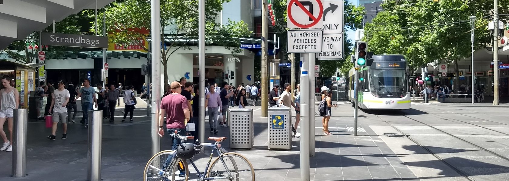 Some thoughts on CBD street design and safety – Daniel Bowen